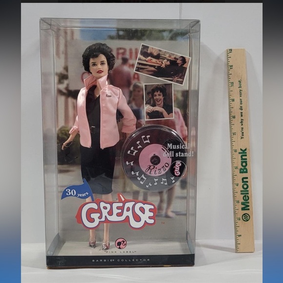 Toys | Barbie Grease Rizzo Doll Pink Ladies 3 Years 2007 Mattel M0681 ...